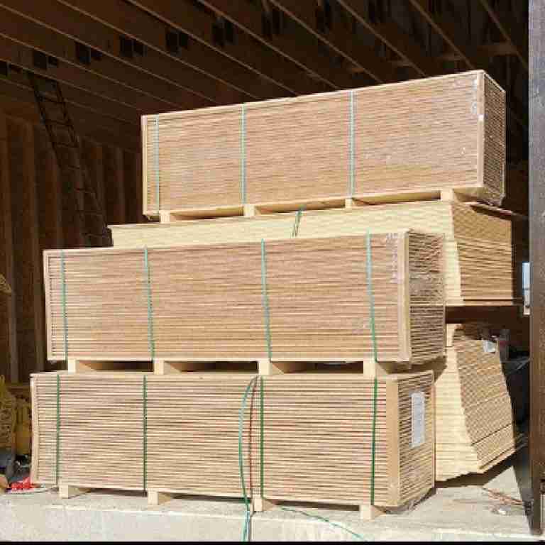 Sponplate Gulv standard P6 600x2400x22mm (1.44m2) - VP Bygg